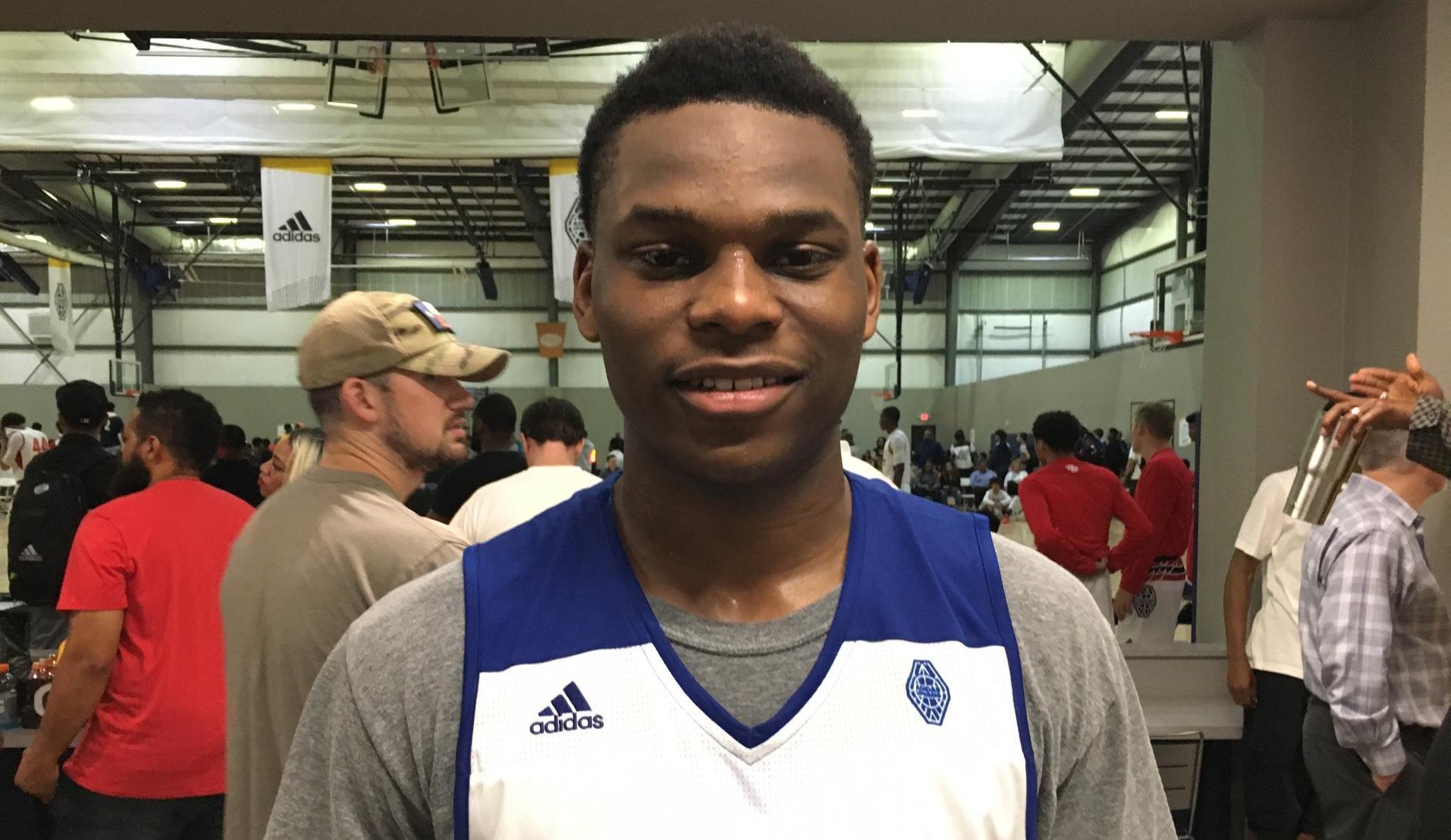 Montez Mathis racks up offers early in AAU play – Inside The Locker Room